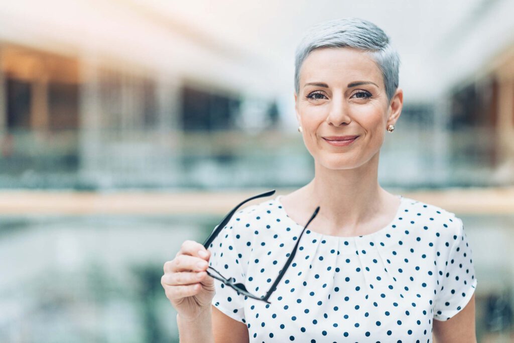 See clearly without glasses: Vision correction options - FIFTY+SA